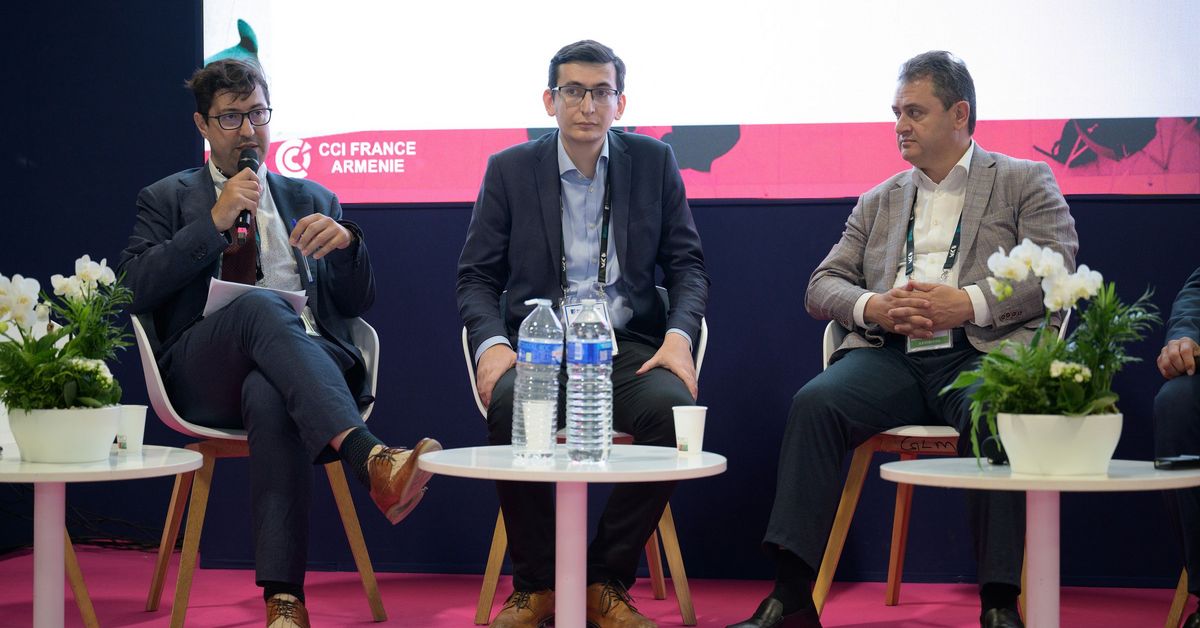 Conférence "Arménie: un pays émergent développe sa coopération ...